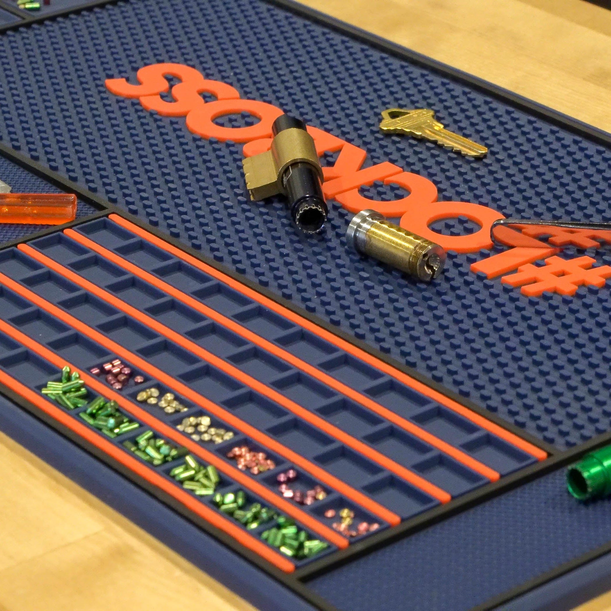 The NEW #Lockboss Ultimate Pinning and Work Mat